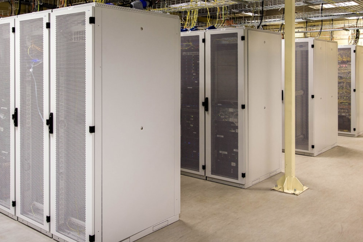 Data Center | IMAQLIQ